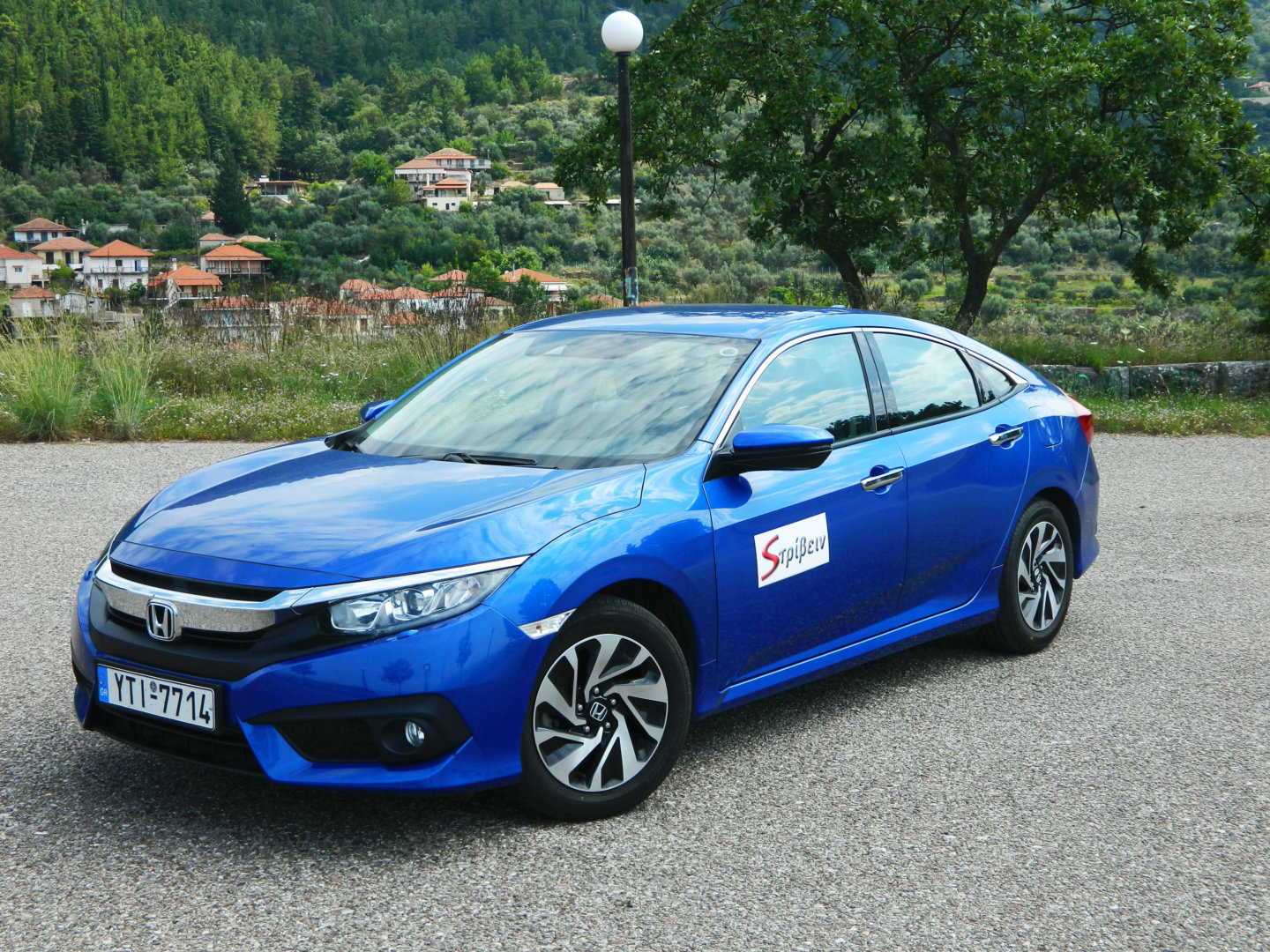 Honda Civic 1,5 Turbo 182 hp (4d) - Μια limo για τις γρήγορες βόλτες ...