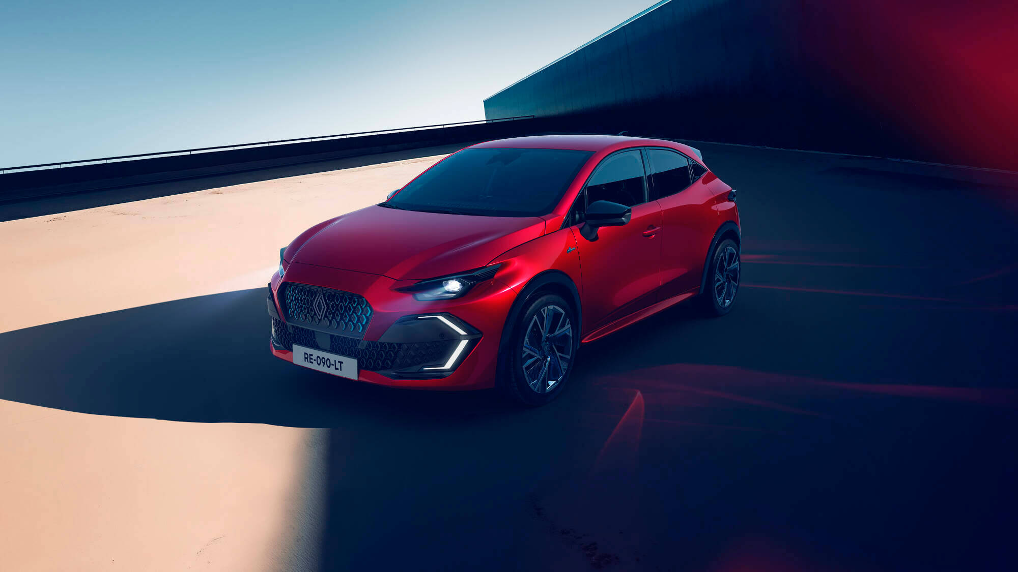ΝΕΟ RENAULT CLIO - Sτρίβειν